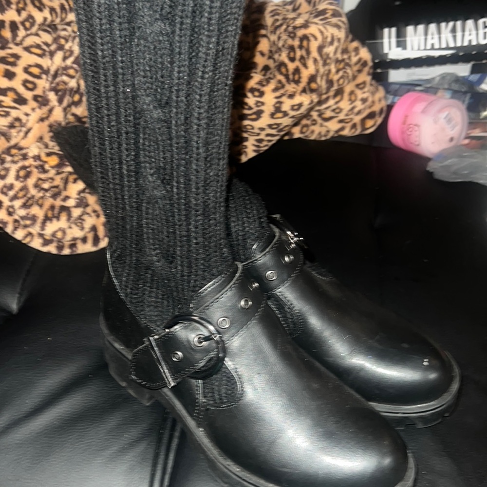 Brand New Bamboo Boots With Built In Leg Warmers - Gem
